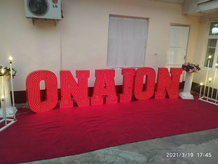 Onajon dekor srochni sotiladi