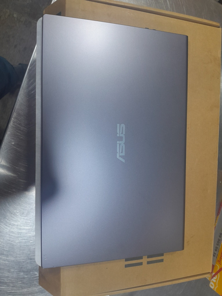 Asus x515m fevralda uzum marketdan olingan