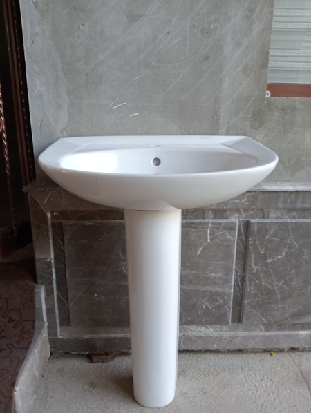 Продается раковина. 70 см
