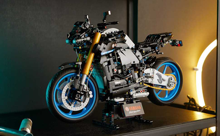Конструктор LEGO 42159 Technic Yamaha MT-10 SP! Новый в коробке!