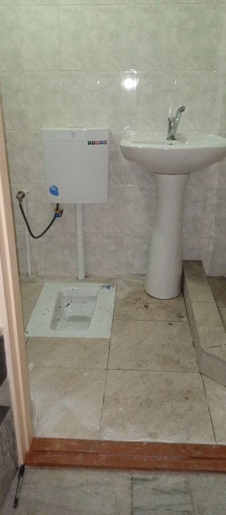 Santexnika ustanofka rakvina unitaz vana xomom  telefon