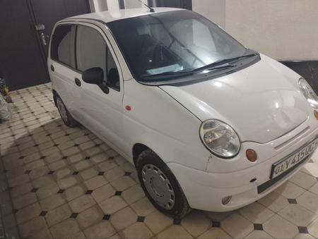 Matiz 2008 gazi bor xolati yaxshi butun moshina