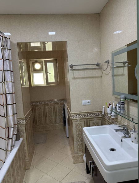Космонавт 4/1/5 Совминовский мебель+техника +ЛИФТ 130квм