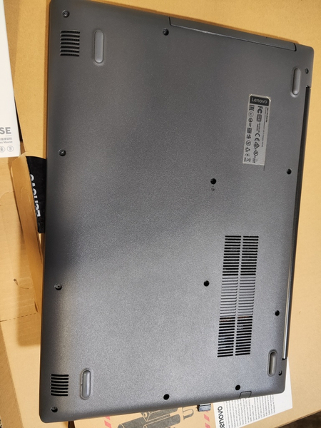 Sotiladi Lenovo ideapad