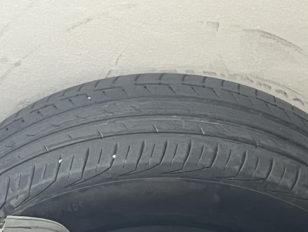 235-45 R18 continenal