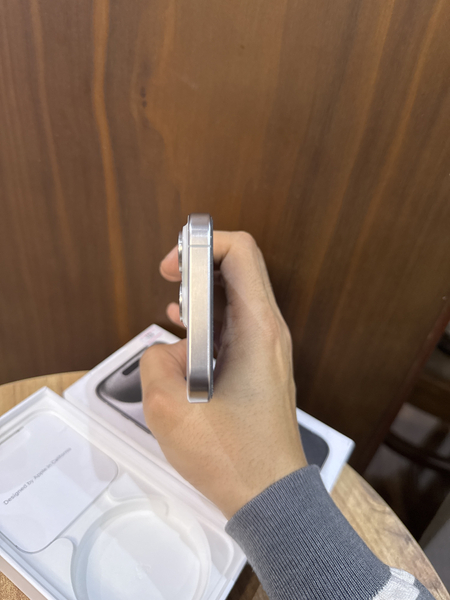 Iphone 15 pro 128GB