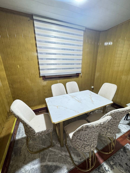 Продается квартира Чиланзар 2. 2/1/4 Кирпич Балкон 2х4. Площадь 52м2