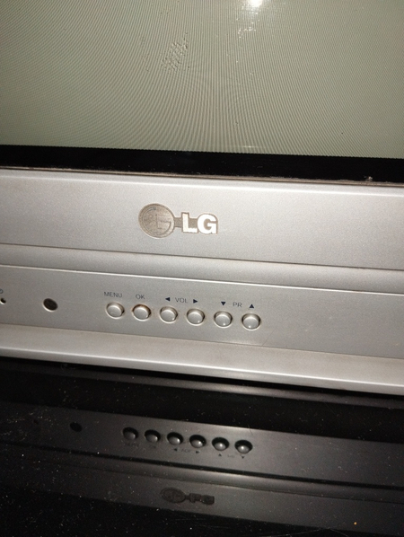 Телевизор бу LG в рабочем состоянии