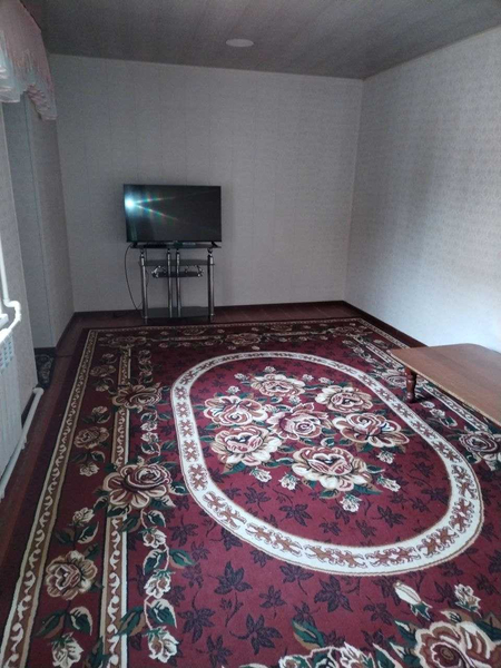 Shahrisabda. A. Temur maydonida yonida hovli sotiladi