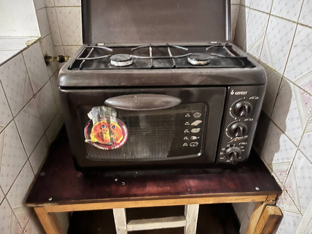 Сдается трёх комнатная квартира. Ориентир Паркентский рынок.