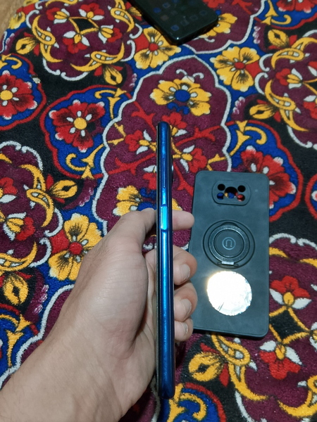 Poco x3 por yangi telefon