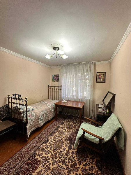 Продается квартира буюк ипак йули метро 4/3/5 84м²