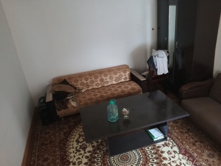 Hovli ijaraga beriladi