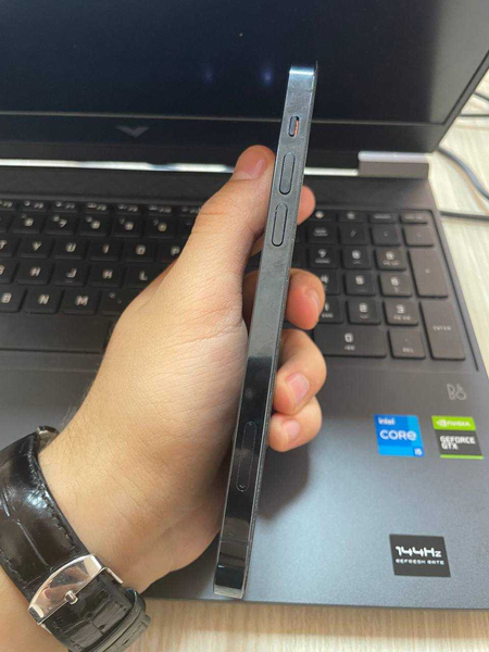 IPhone 12 Pro blue