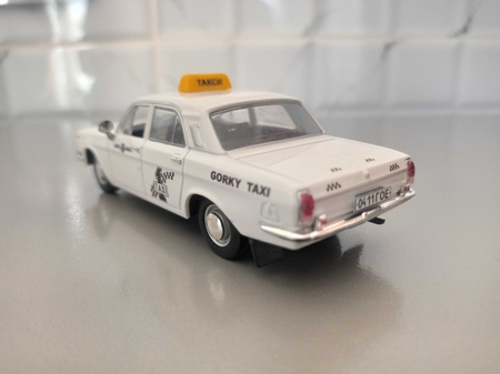 Коллекционная модель Волга такси, масштаб 1:43