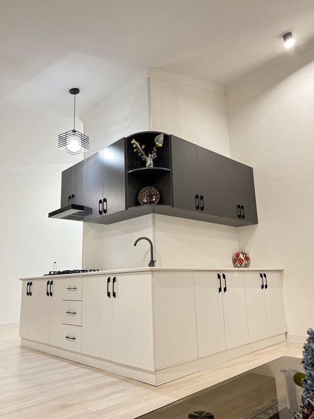 Район: Миробод 
Адрес: Greenwich golden house 
Ориентир: Уз бум

Комна