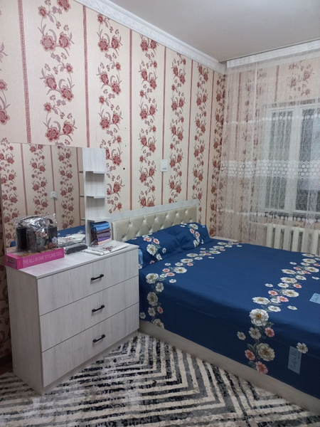Юнусабад 17 квартал 1/3/5  350 у.е.