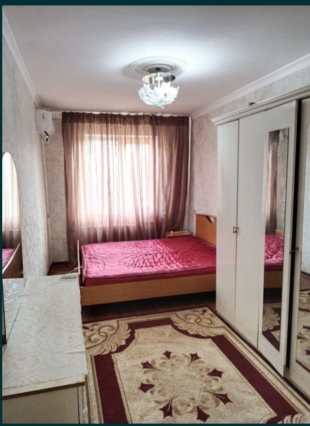 Shaxnoza: Metroni yonida 2/3/4  550$  Maksim gorkiy