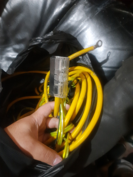 Uslitl kabel yaxwisi zori