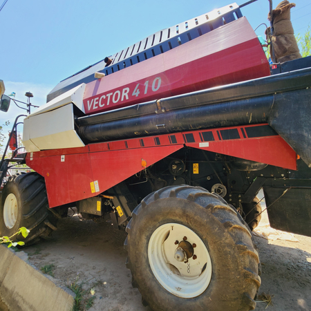 VECTOR 410 ростсельмаш