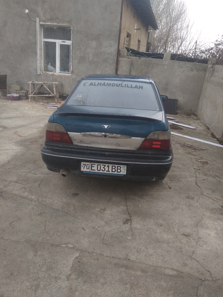 Moshina holati yaxshi prapan benzin da yuradi