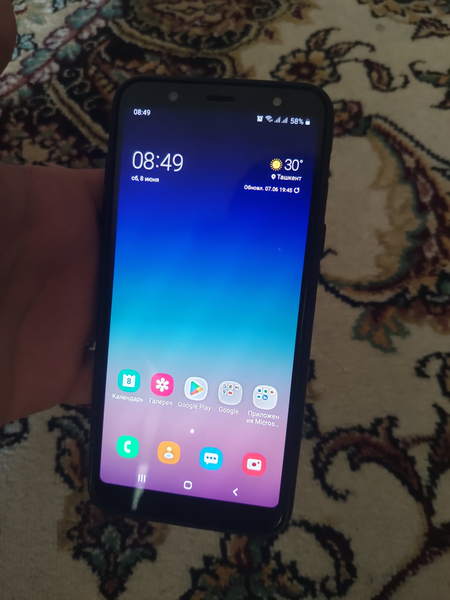 Samsung A6 Plus sotiladi
