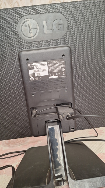 Монитор LG Flatron E2042