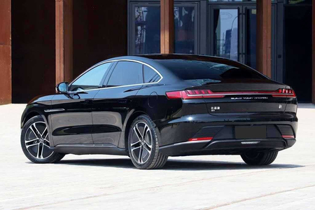 BYD HAN  EV Ultra-Long-Range Luxury самый люкс вариант