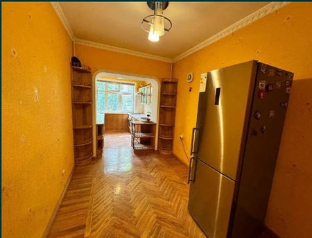 Кушбеги 4х комнатная 4 этаж не торец .Т. Площадь 98 ресторан кушбеги