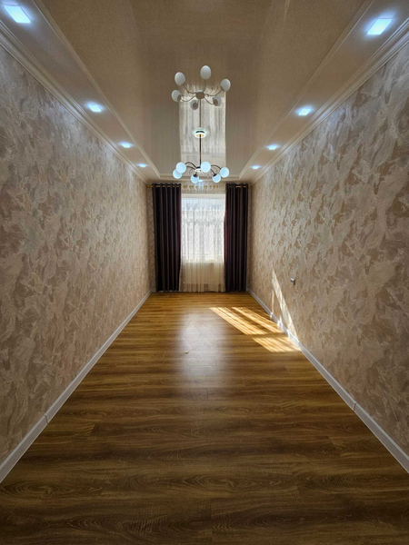 2 xonali 65m² 4-qavat sotiladi.