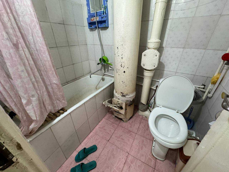 Эълон№4325  3 хонали ғиштли квартира.