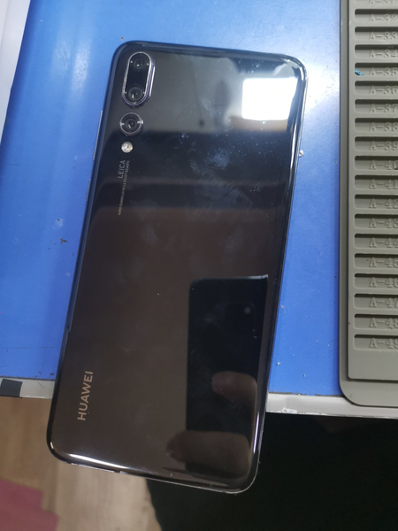 Huawei P20 pro sotiladi