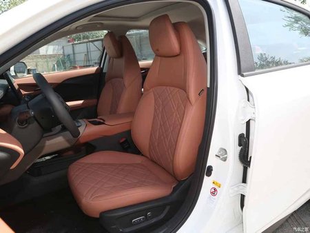 Gonzo Motors - Changan Qinyuan A05