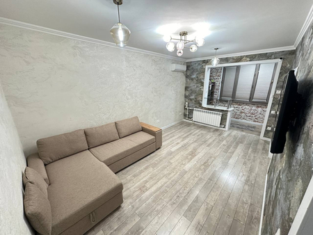 Arenda 4 xona metro Turkiston . Oilaga studentlarga beriladi
