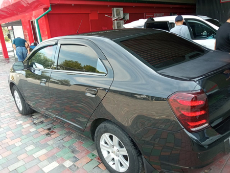 Продам свой Cobalt 2013 4-п