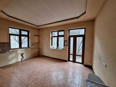 Продается Евро Дом Махалля Ракат, вторая линия  500м2