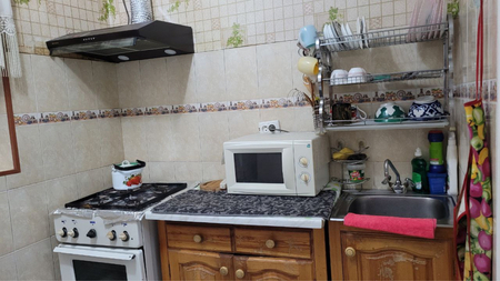 Dom sotiladi Yunusobod 19kv 5etajkali dom 5 etaji
