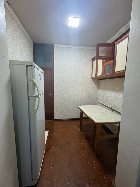 Срочно продается на Авиасозлар-2 (3/1/4 раздельный комнаты сред ремонт