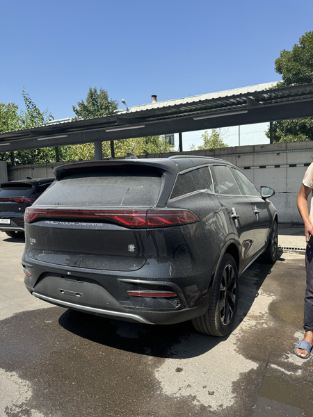 Byd tang 730km 2024