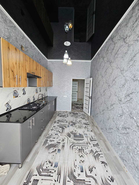 3 xonali 95m² 4-qavat uy sotiladi