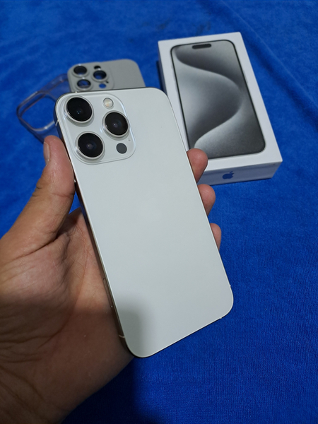 Iphone 15Pro sotiladi