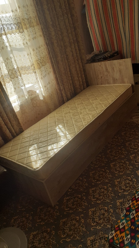 Продаётся односпальные кровать