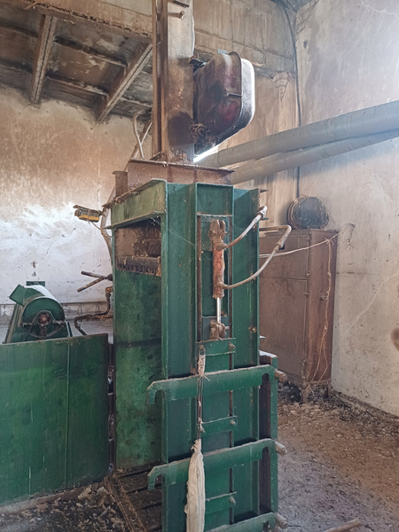 Paxta press sotiladi