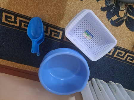 Karzinka va lagan yashhiklar sotuvda