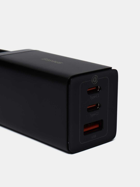 Зарядка от бренда Baseus Gan3 Pro 65w