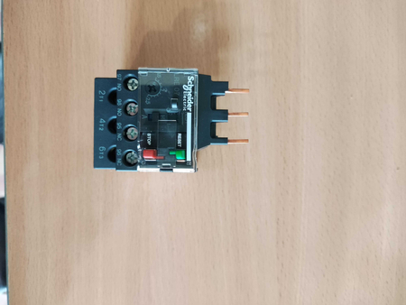 Реле тепловой защиты Scheinder LRE07N