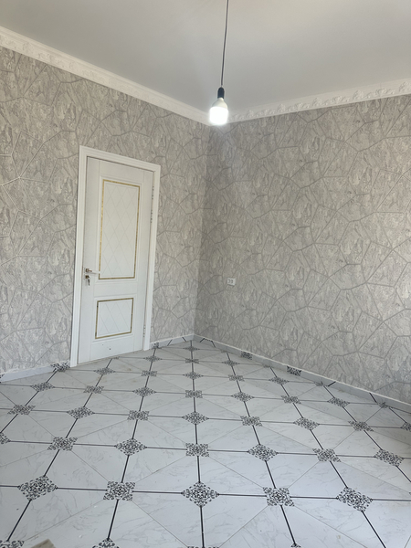 Uy sotiladi Bektemir rayon 3 xona+xoll+podvol