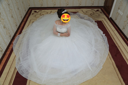 Kelin ko'ylak ayvry