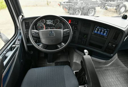 Howo-T7H 6x4 CNG эгарли тягач сотувда Мавжуд