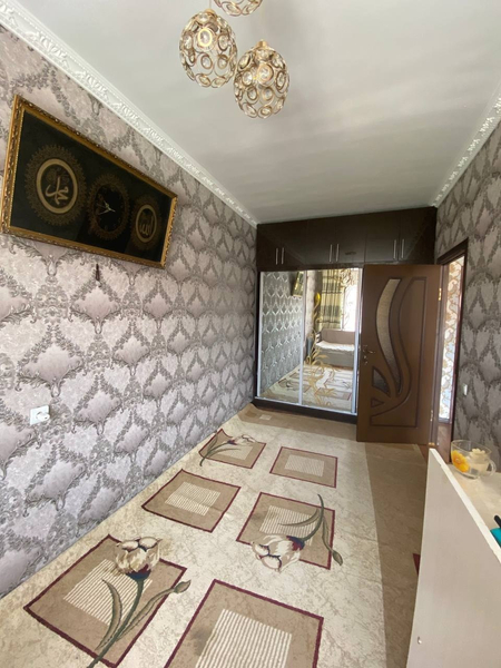 СЕРГЕЛИ 8-ХУДУДДА 2 хона 3 хона килинган 68 квадратли квартира с-ди